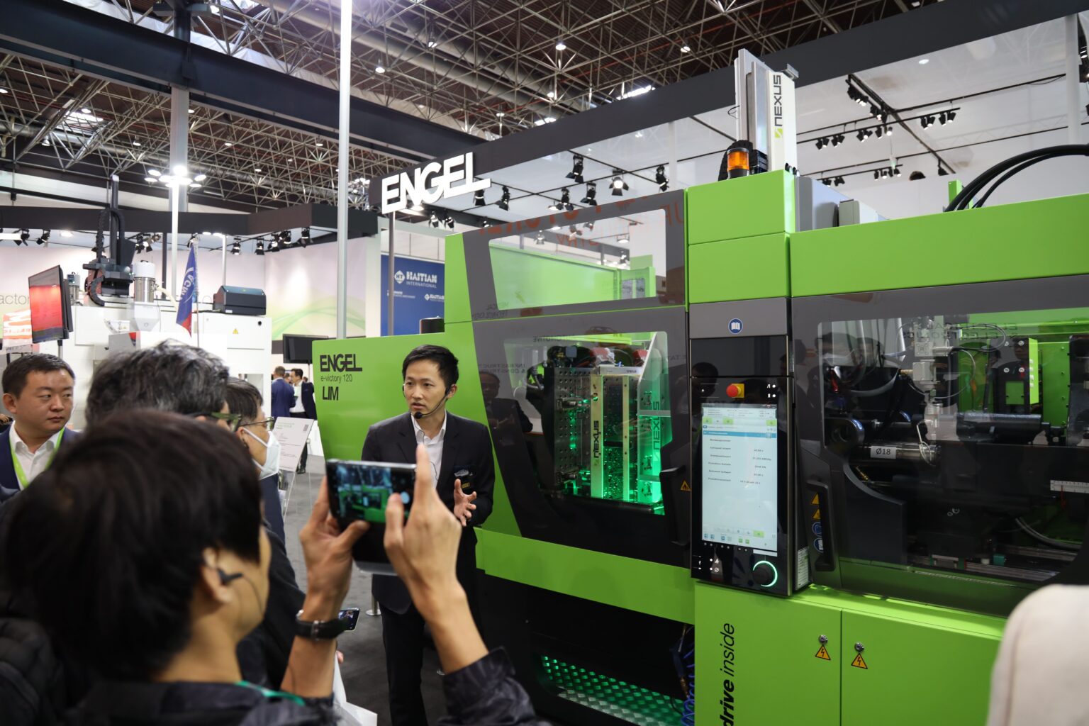 【花絮】K2022德國杜塞道夫國際橡塑膠展-參訪團 – ACMT台灣區電腦輔助成型技術交流協會